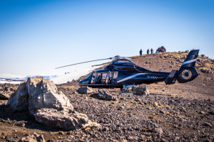 Iceland Volcano Helicopter Landing with Norðurflug Helicopter Tours ...