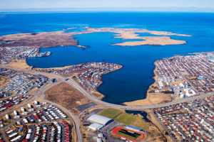 Iceland Volcano Helicopter Landing with Norðurflug Helicopter Tours ...